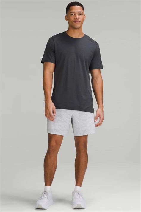 Stylish Grey Athletic Shorts Outfit For Men