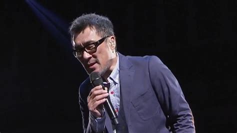 李宗盛《不必在乎我是谁》现场版，老男人唱起情歌来，实在太有味高清1080p在线观看平台腾讯视频
