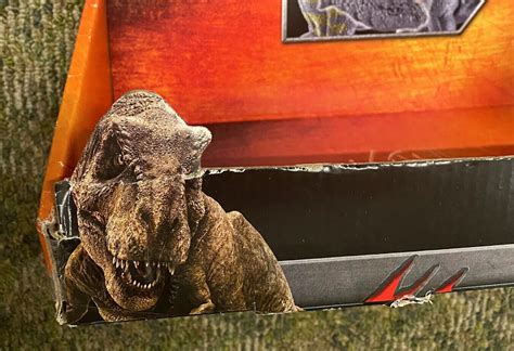 Buy Jurassic World Battle Damage Spinosaurus At Ubuy India