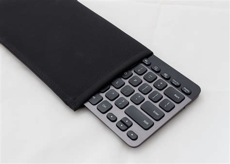 Gadget Reviews Logitech K810 Bluetooth Illuminated Keyboard