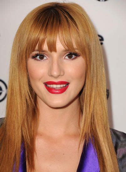 La Frangia Ad Arco Di Bella Thorne Segni Particolari Incornicia