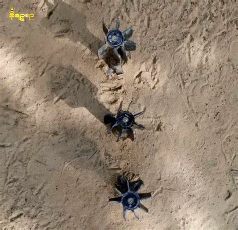 မောင်တော နခခ ၅ တပ်ရင်းက ပစ်ခတ်သည့် လက်နက်ကြီးကျည်ကြောင့် ကိုယ်ဝန်ဆောင်အမျိုးသမီးတစ်ဦးအပါအဝင် ၄