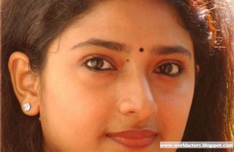 Mallu Actress Praveena Beautiful Stills Picture Gallery World Of Actors