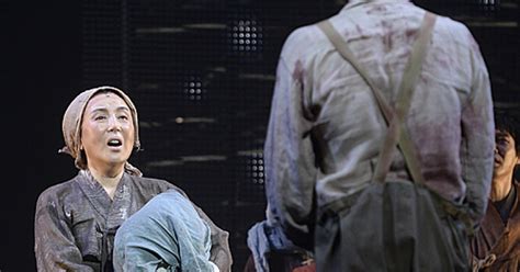 열연하는 김성녀