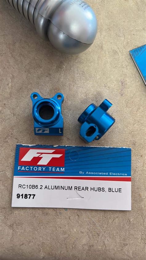 B6 2 Associated Rear Hubs New Factory Team R C Tech Forums