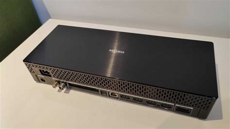 Samsung The Frame 2022 Review Pretty As A Picture Tech Advisor