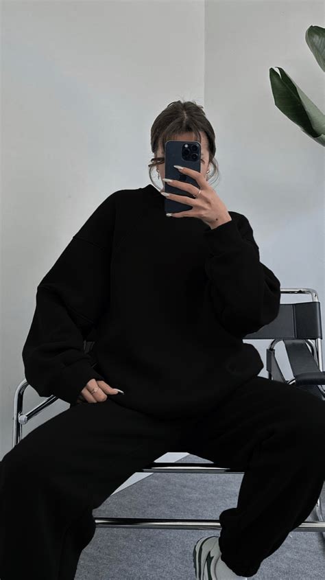 Black Oversize Tracksuit 3 Thread Dice Store