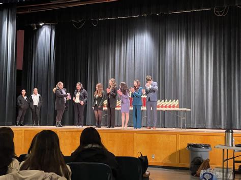 After Successful Showings Speech And Debate Heads To State Championships