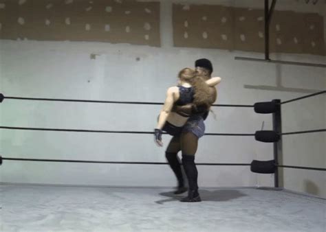 Wrestling Lift Carry By Samlc008 On Deviantart
