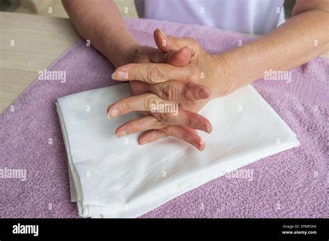 Step By Step Instruction Massage For Arthritis And Neurological