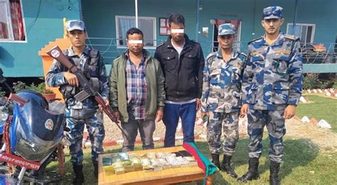 महोत्तरीबाट स्रोत नखुलेको ८ लाख रुपैयाँसहित २ जना पक्राउ Nepal Daily