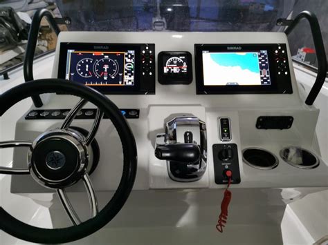 Barca Compass 7s And Mercury F150 47900 Euro Fara Tva