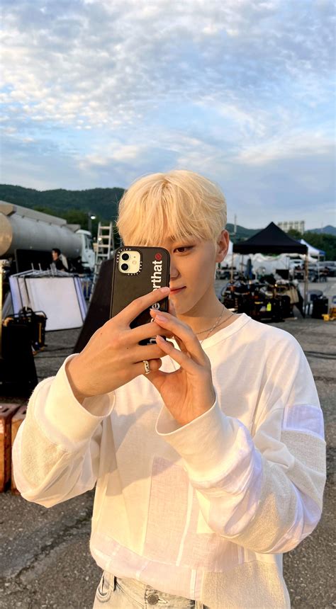 Svt Contents¹⁷ 🍊 On Twitter Pledis17 Weverse Post Dk 도겸 ⚔️
