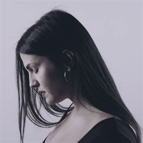 Cue Me In Κωνσταντίνα Τσιτσία Γεωργαντά Cuemagazine