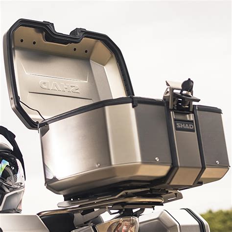 Shad Tr 55 Motosİklet Metal Arka Çanta Tİtanyum