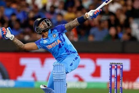 Suryakumar Yadav T20 Wc Starter Pack Green Wicket Throwdown