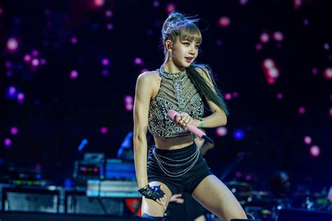 Blackpink Lisas Instagram Post Featuring Her Light Brown Hair Earned A