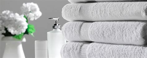 Халаты полотенца постельное ОПТОМ и в розницу Махровые полотенца из Пакистана Махровые