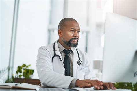 Trakcare Assistant For Simple Patient Data Access Intersystems