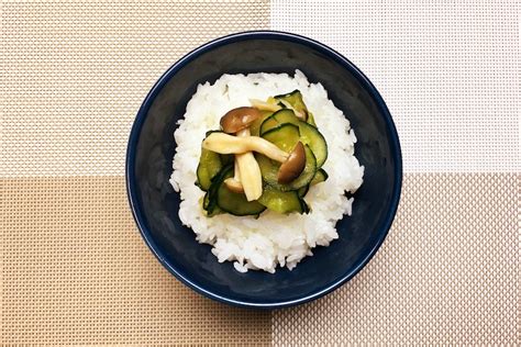開けてみた『特別栽培米 品種・生産者の違うお米が 毎月届く』お米の定期便 （さがびより）｜subsc（サブスク）