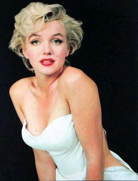 Marilyn Monroe Strapless Dress