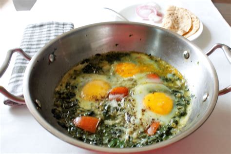 Poached Eggs And Spinach For Breakfast Flavours Of My Kitchen