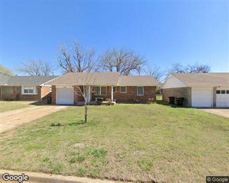 1104 N Gale Ave Moore Ok 73160