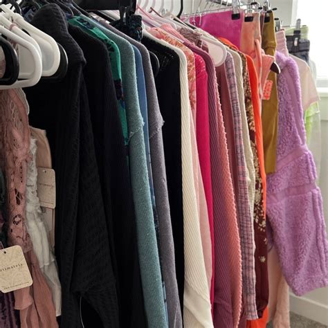 Level 1 Wholesale Clothing Pallet Partial Of Free People Clothing