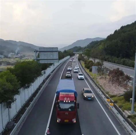 厦门交警发布提醒！四桥两隧将返程高峰车流