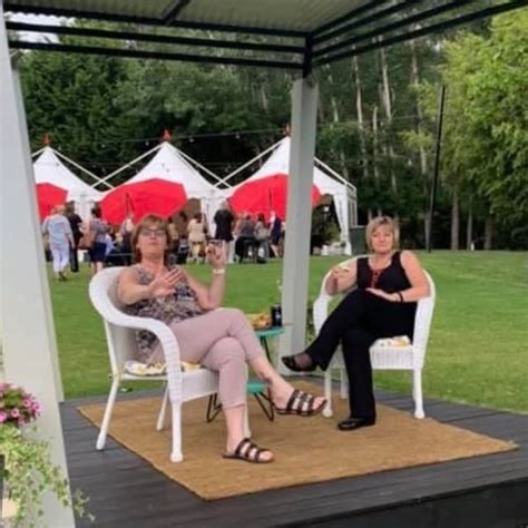 Jenny Bee Jenny6864 • Threads Say More