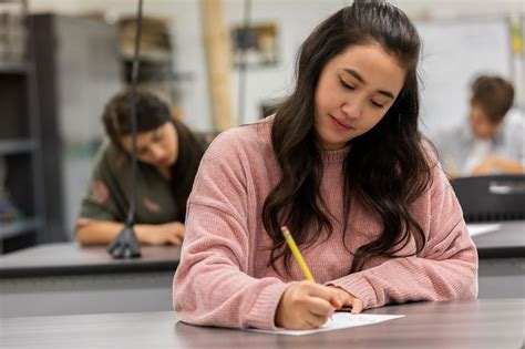 Bài Tập Multiple Choice And Chiến Thuật Trong Bài Thi Ielts Reading Chi