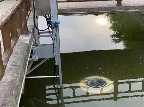 水面垃圾自动收集器 水面垃圾收集器太阳能曝气机喷泉曝气机微纳米曝气机太阳能推流曝气机太阳能水车曝气机 兴茂环保黑臭河治理 南京兴茂