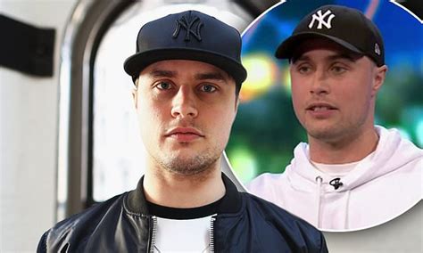 Australian Rapper Illy Explained How He Got A Law Degree While Touring The Country Daily Mail