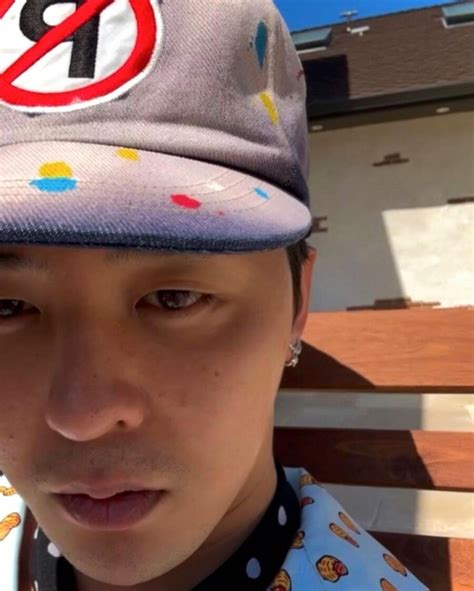 지드래곤 1988년생 믿기지 않는 굴욕 없는 맨얼굴 컴백 임박