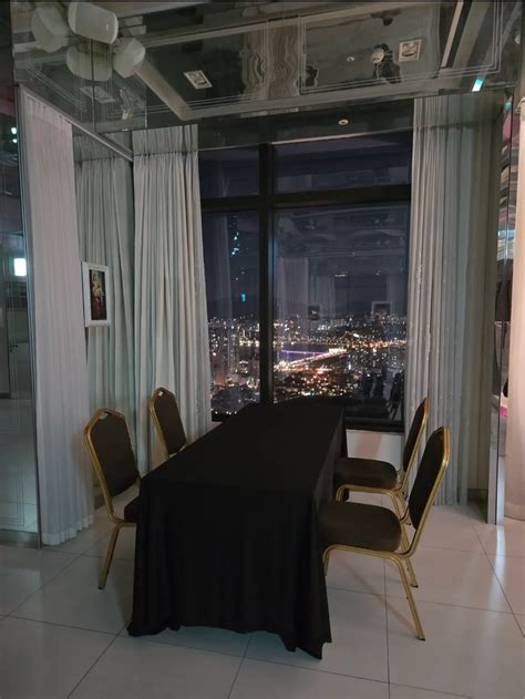 좋은곳에서 놀면 팔자가 달라진다 싼마이 노래방 룸보도 스타렉스 문신 반달충 가득한 번화가에서만 술먹고 놀면 인생 조진다 압구정 로데오 한남동 딱 두군데서 놀아보는걸