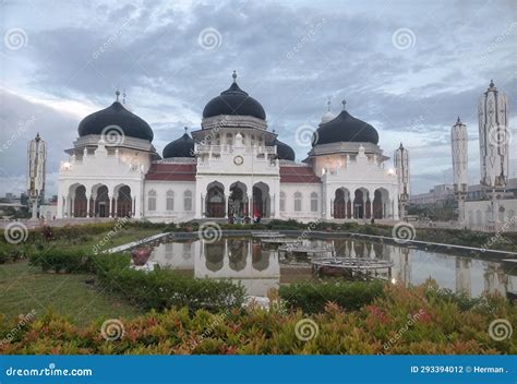 View Of The Mosque Editorial Photography Image Of Tower 293394012
