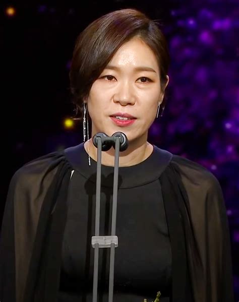 البائع الخارق أُنبوب