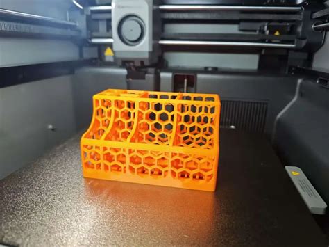 镂空洗漱台沥水盒、收纳盒 来自 谨浅 Makerworld：免费下载 3d 模型