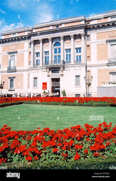 Museo Del Prado Puerta De Murillo Madrid Hi Res Stock Photography And