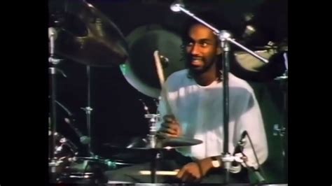 Omar Hakim Explains Developing Kick And Snare Syncopation Youtube
