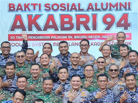 Bakti Sosial Dan Bakti Kesehatan Dalam Rangka 30 Tahun Pengabdian