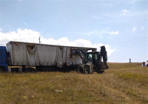 Обезвреждат близо 23 тона стари пестициди, открити край Червен бряг ...