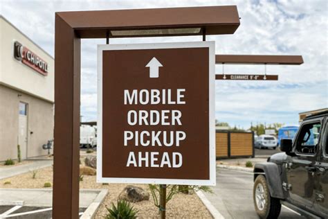 Customers Prefer The Drive Thru For Mobile Order Pickup Says Report