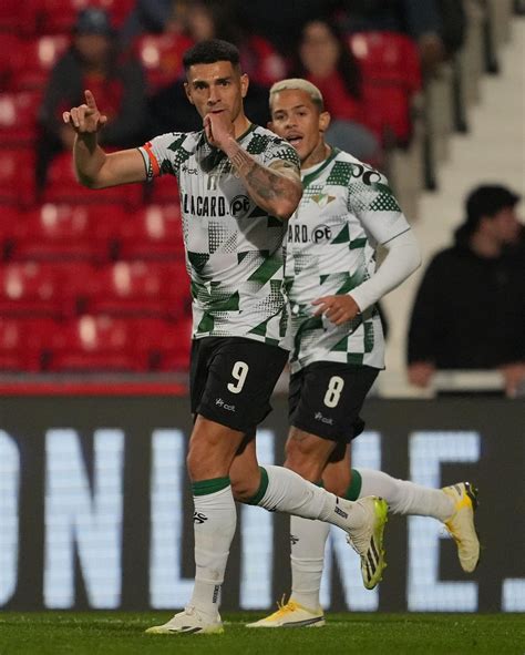 Comentários Destaques Do Moreirense André Luís é O Típico Capitão