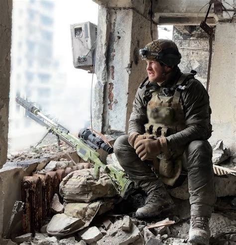 Боец Владимир Минеев пройдет курс подготовки снайперов Улпресса все