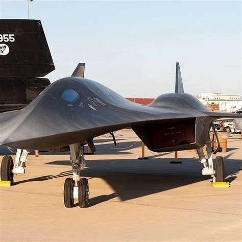 Lockheed Martin Lifts Lid On Top Gun S Darkstar Hypersonic Jet Concept