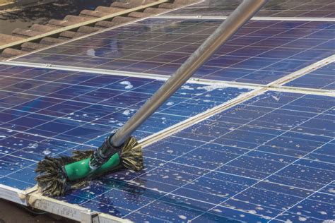 ¿cómo Limpiar Tus Placas Solares