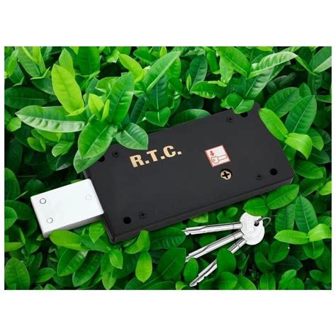 Rtc Center Side Shutter Lock Cross Key And Star Key Main Door At ₹ 260