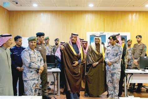جريدة الرياض محافظ حفر الباطن يتفقد منفذ الرقعي