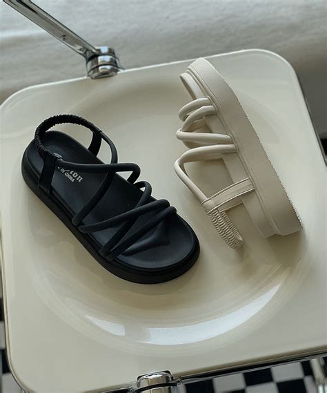 여름 올데이 통굽 뒷밴딩 샌들 4cm 데일리 키높이 샌들 여름코디 바캉스룩